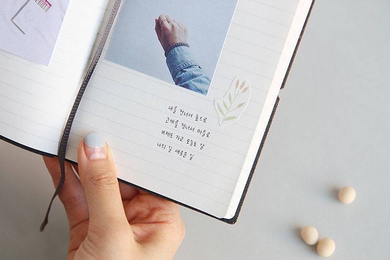 MochiThings: Small Agenda Notebook
