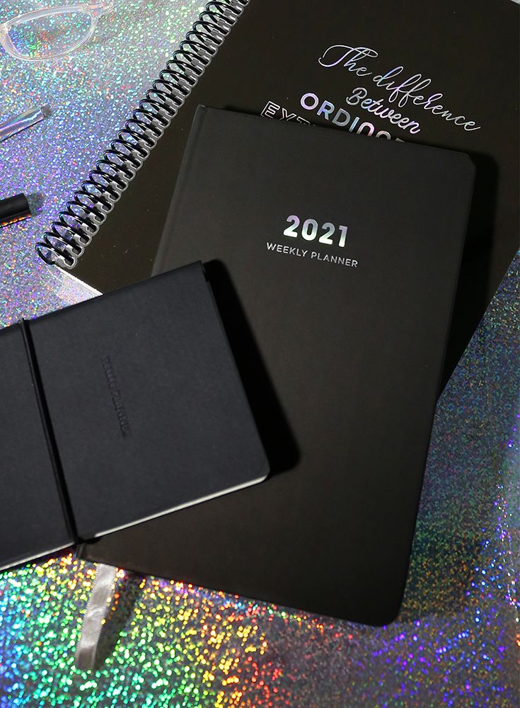 MochiThings: 2021 Medium Hardcover Weekly Planner