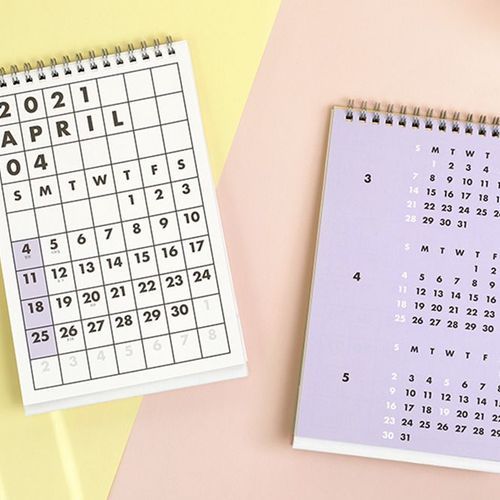 MochiThings: 2021 Color Plan Desk Calendar