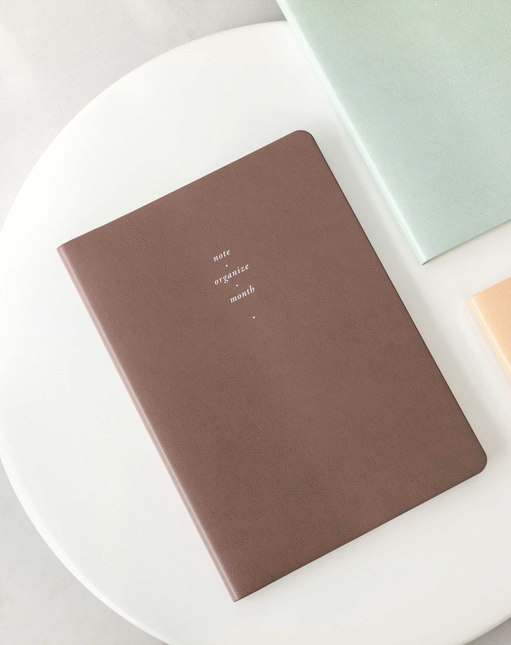 MochiThings: 2022 B5 Slim & Wide Monthly Planner