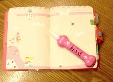 MochiThings: Doggy Bone Pen