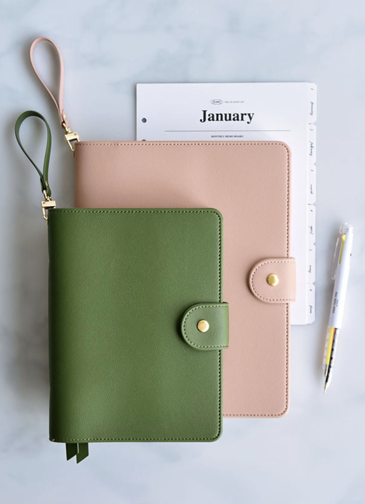 MochiThings: Classy 6 Ring A6 Button Binder