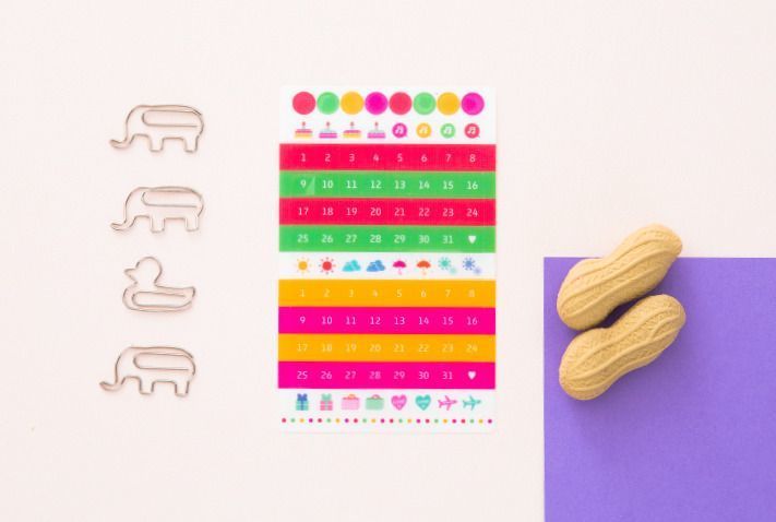 MochiThings: Colorful Date Sticker Set