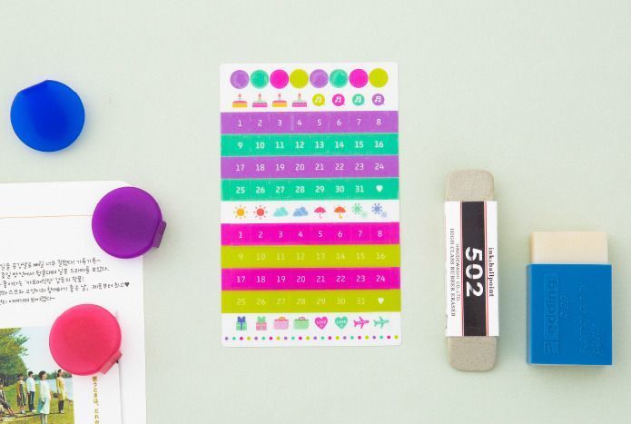 MochiThings: Colorful Date Sticker Set