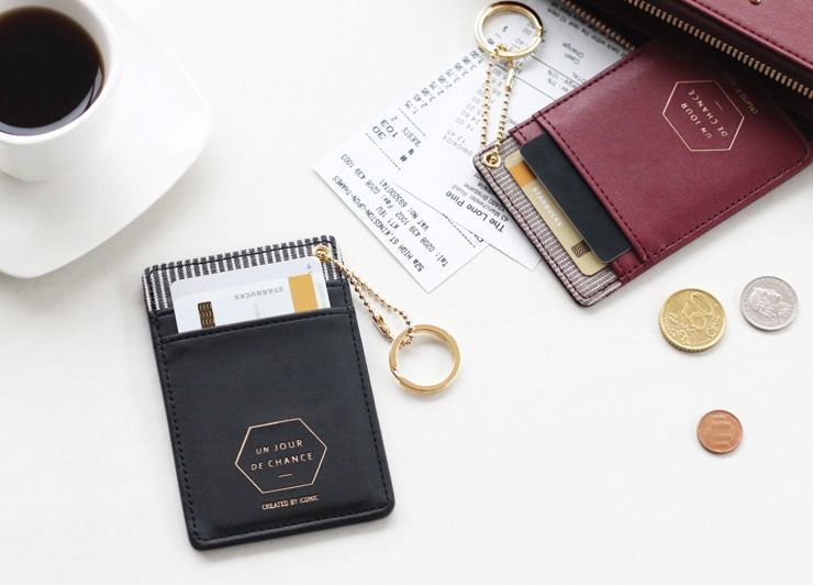 MochiThings: Slim Card Pocket v3