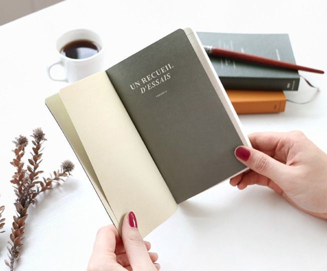 MochiThings: Mini Essay Notebook