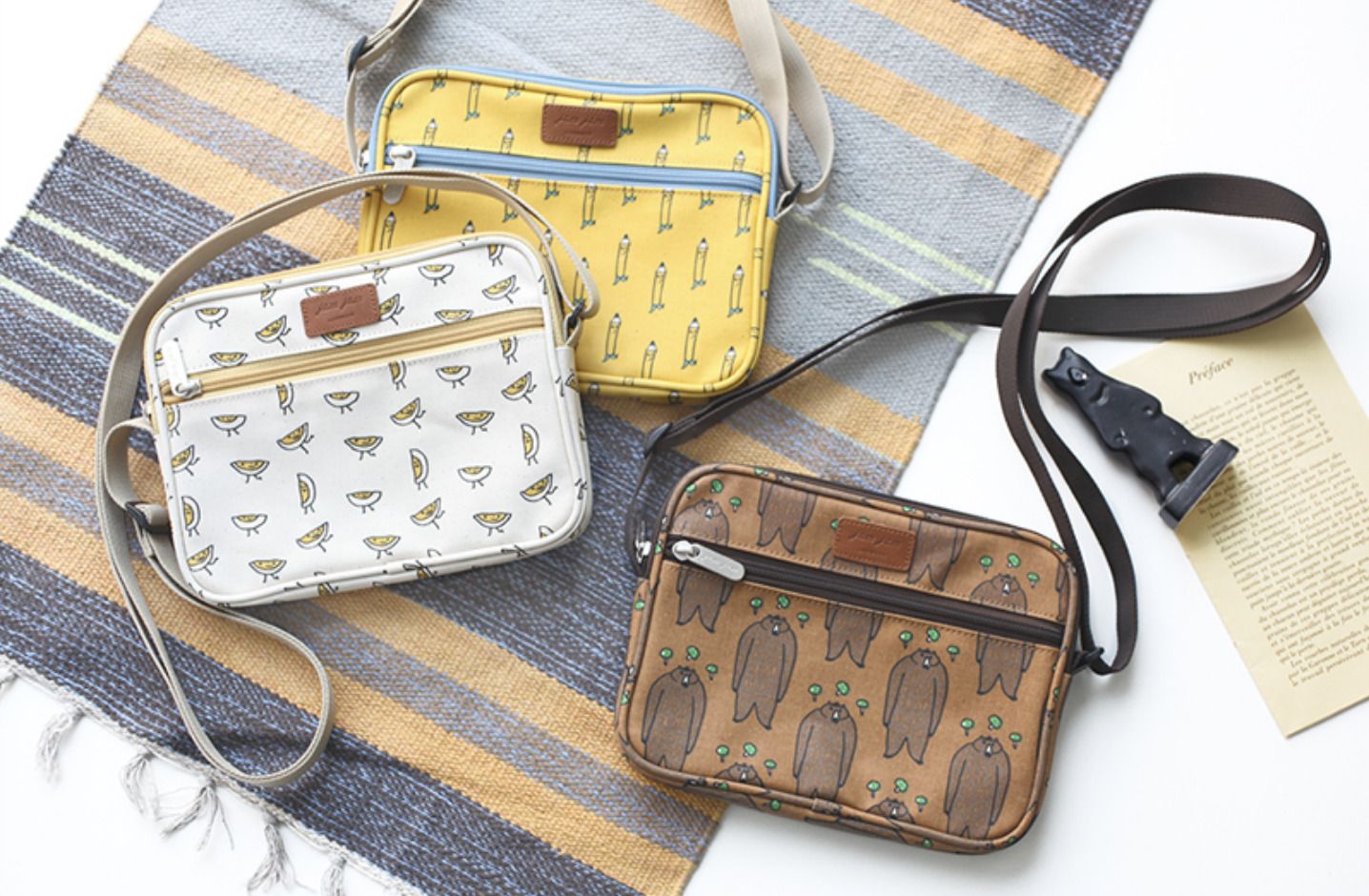 MochiThings: JAM JAM Messenger Bag