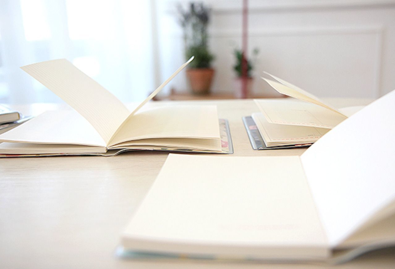 MochiThings: Small Breezy Windy Notebook