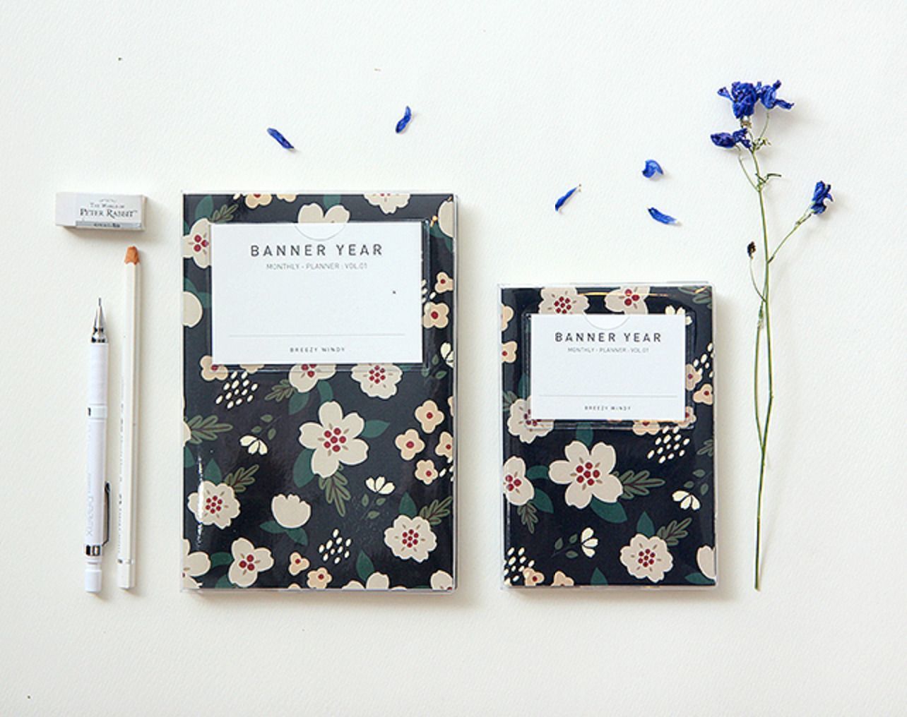 MochiThings: Medium Breezy Windy Notebook