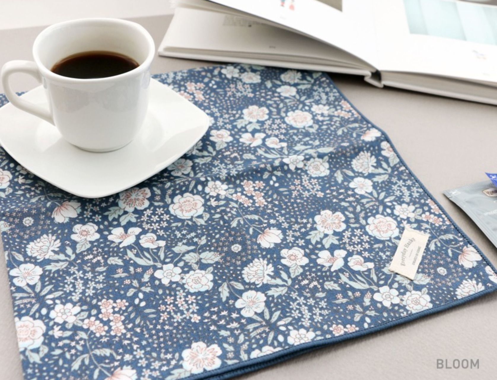 MochiThings: Pattern Handkerchief v3