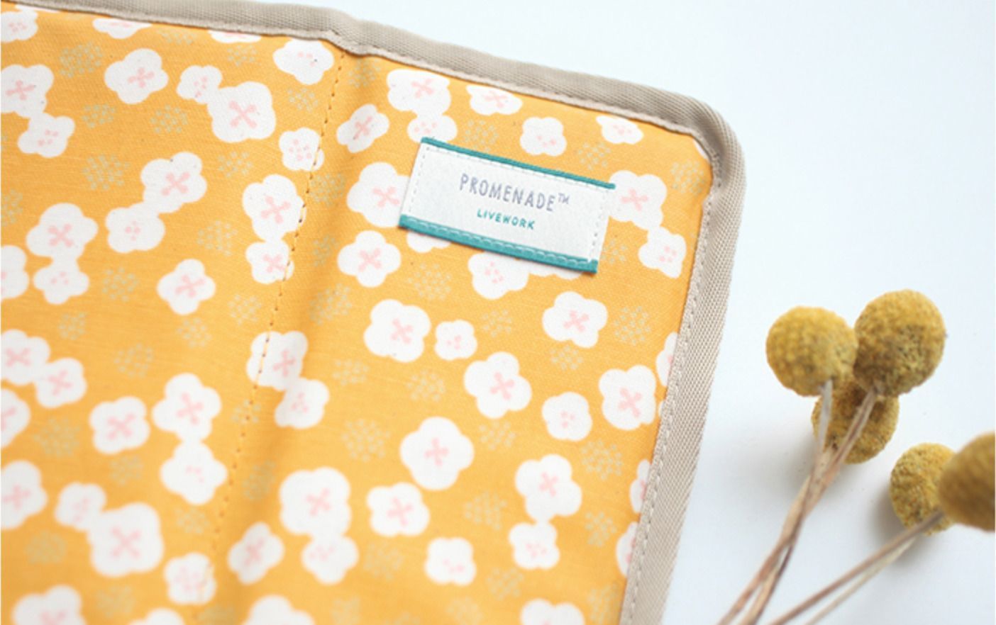 MochiThings: Promenade Sitting Mat