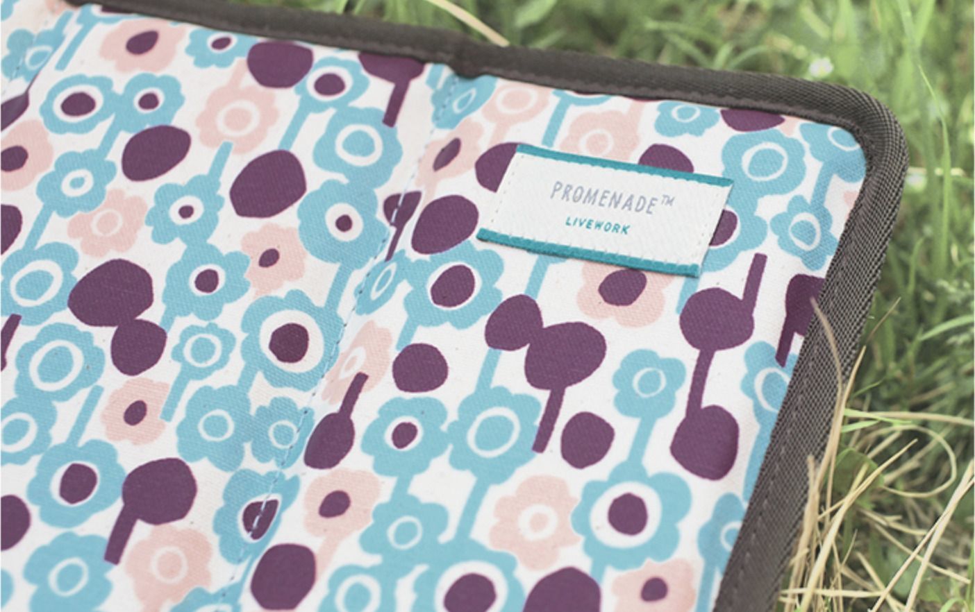 MochiThings: Promenade Sitting Mat
