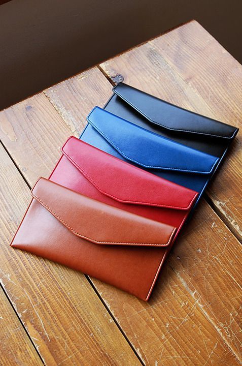 MochiThings: Episode Pencil Wallet