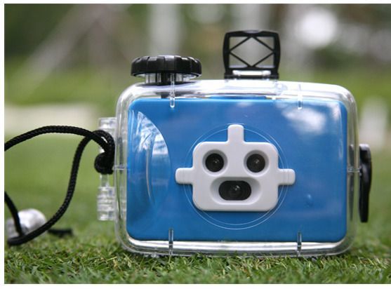 MochiThings: Waterproof 3 Lens Camera