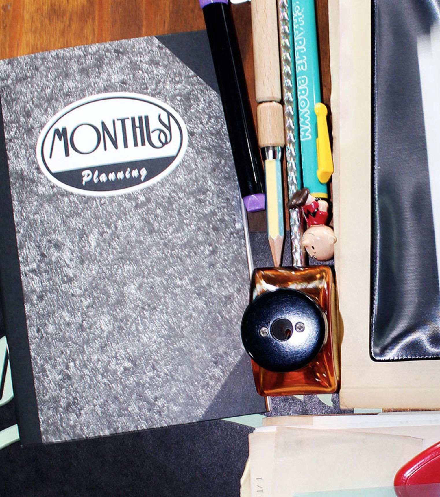 MochiThings: Simple Vintage Monthly Planner