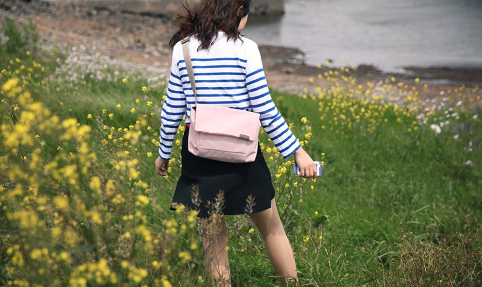 MochiThings: Basic Daily Messenger Bag v2