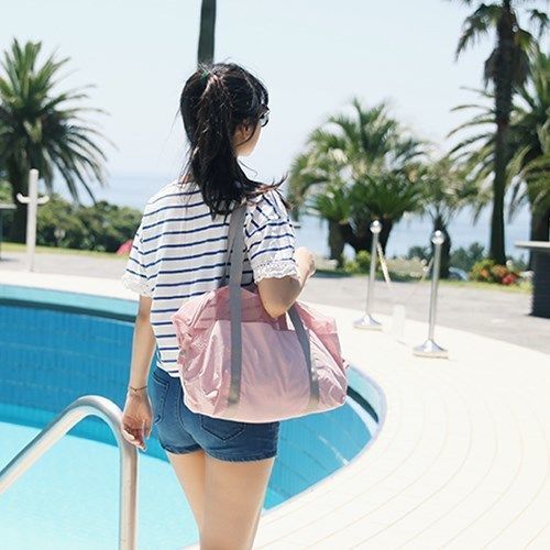 MochiThings: Lightweight Shoulder Bag