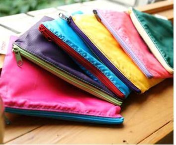 MochiThings: Colorful Pouch