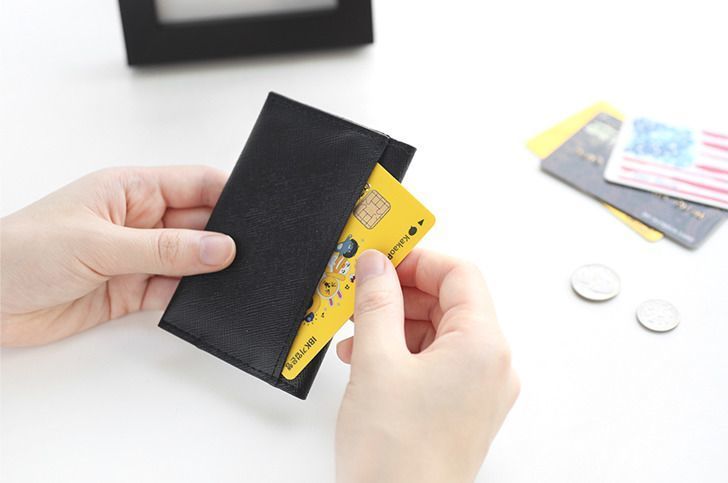 MochiThings: SOM SOM Slim Card Case