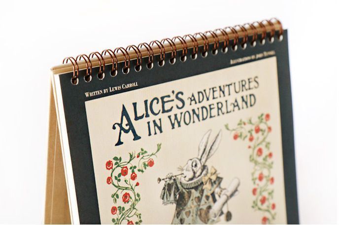 MochiThings: 2016 Alice in Wonderland Calendar