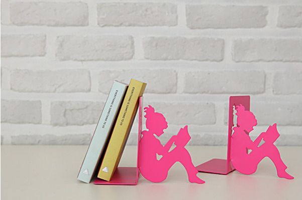 MochiThings: Mini Girl Reading a Book Bookend