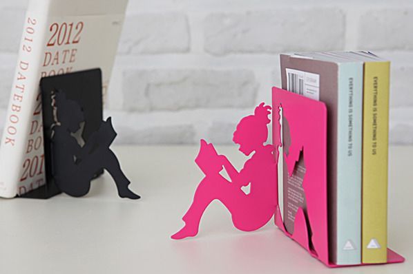 MochiThings: Mini Girl Reading a Book Bookend