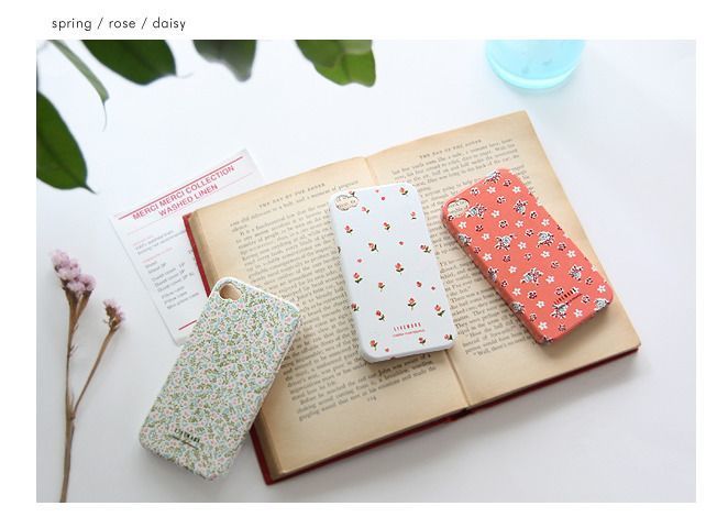 MochiThings: Rainbow Pattern 4/4S iPhone Case