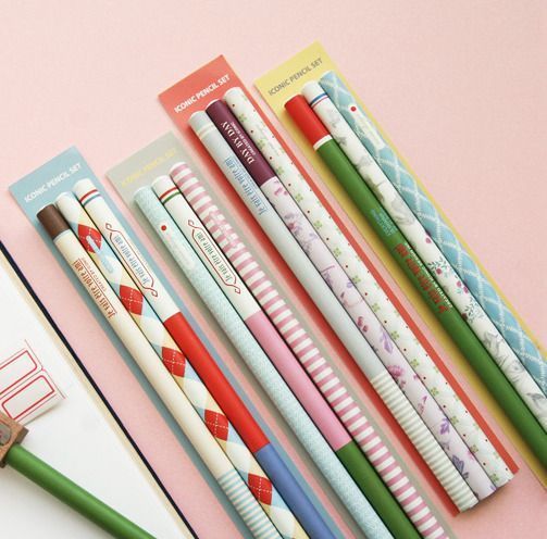 MochiThings: Retro Pencil Set