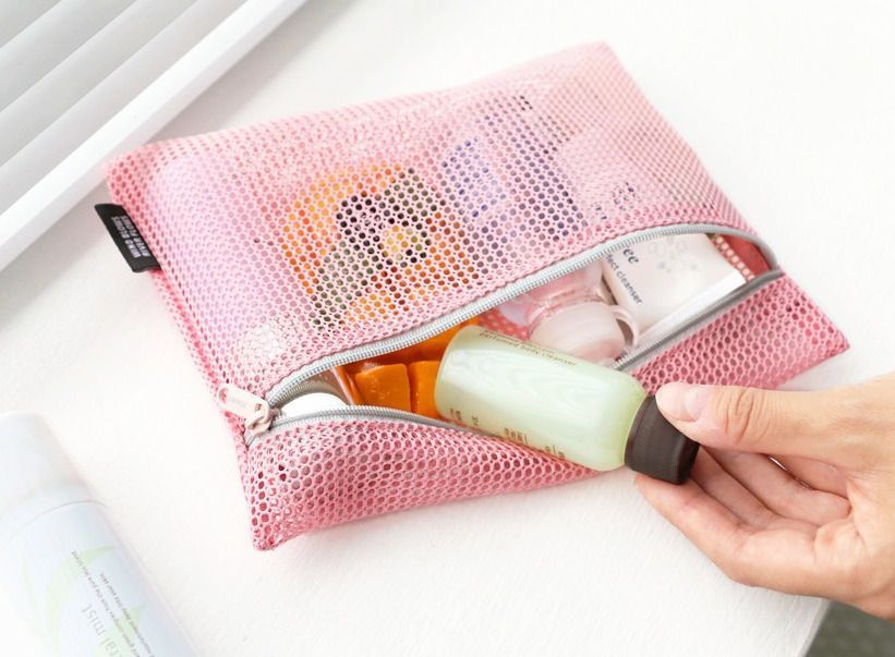 MochiThings: Mesh Travel Pouch Set