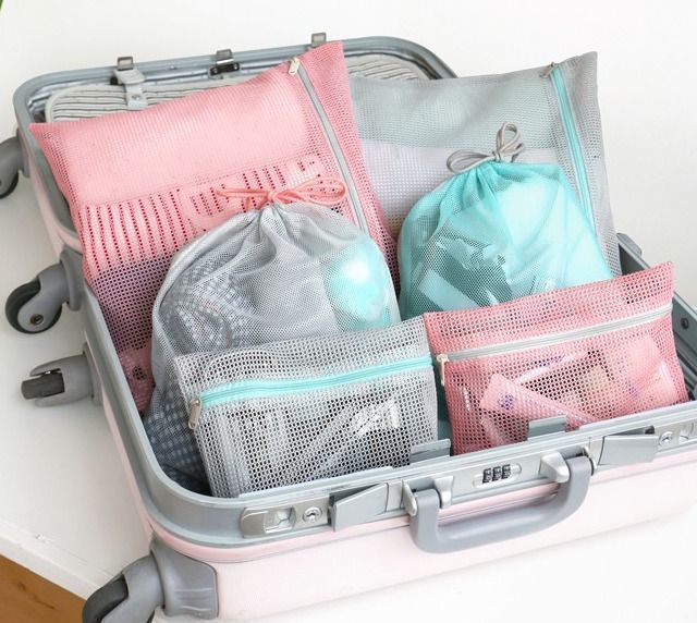 MochiThings: Mesh Travel Pouch Set
