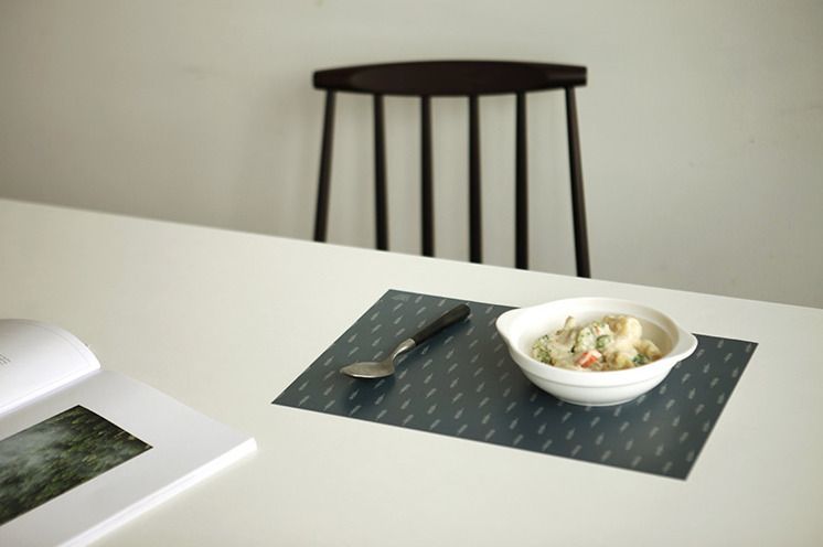 MochiThings: 8pcs Pattern Paper Table Mat Set