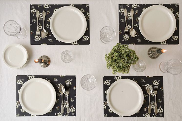 MochiThings: 8pcs Pattern Paper Table Mat Set