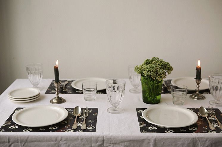 MochiThings: 8pcs Pattern Paper Table Mat Set