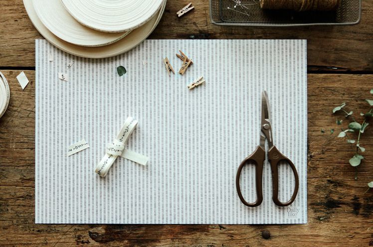 MochiThings: 8pcs Pattern Paper Table Mat Set