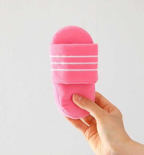 MochiThings: Squeaky Slipper Cushion