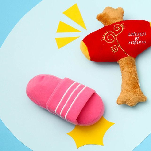 MochiThings: Squeaky Slipper Cushion