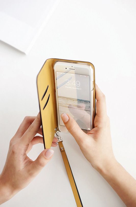 MochiThings: Linen iPhone 6/6 Plus Flip Case