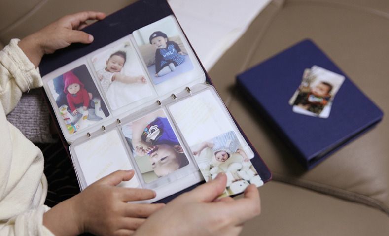 MochiThings: Full Design Business Card Album