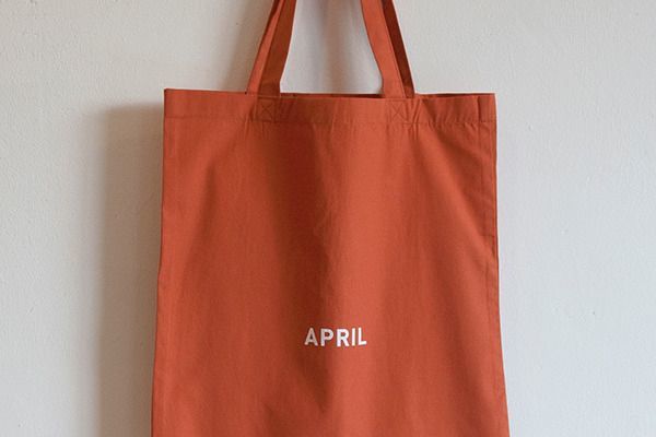 MochiThings: Monthly Shoulder Bag