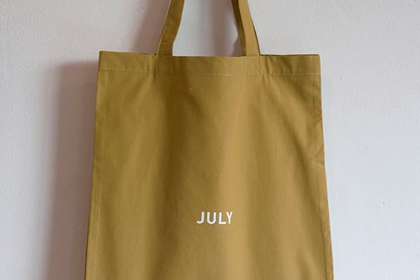 MochiThings: Monthly Shoulder Bag