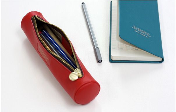 MochiThings: Round Pencil Case