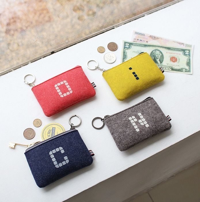 MochiThings: Felt Coin Case