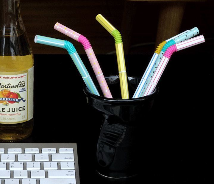 MochiThings: Straw Pen