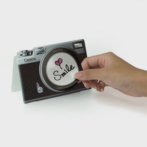 MochiThings: Classic Camera Lens Sticky Note