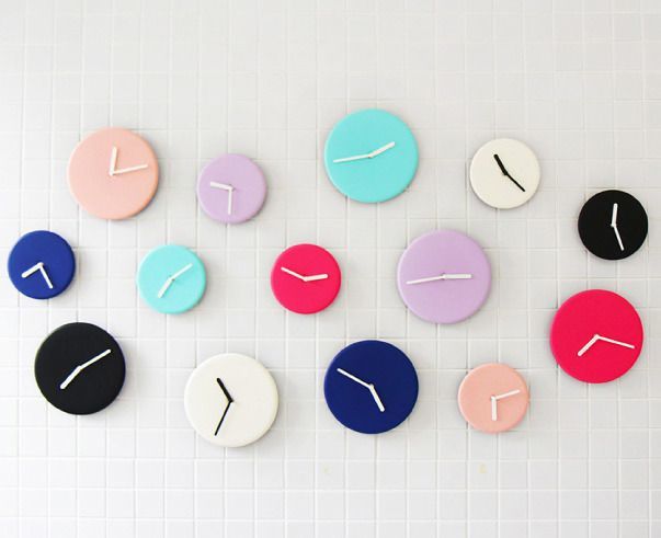 MochiThings: Leather Color Pop Clock