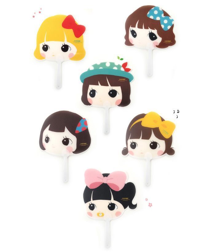 MochiThings: Cute Girl Handy Fan