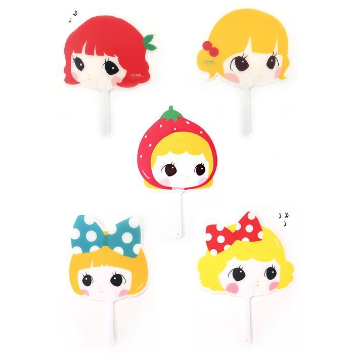 MochiThings: Cute Girl Handy Fan