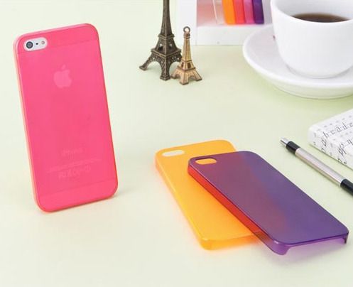 MochiThings: Colorful Hard Shell iPhone 5 Case