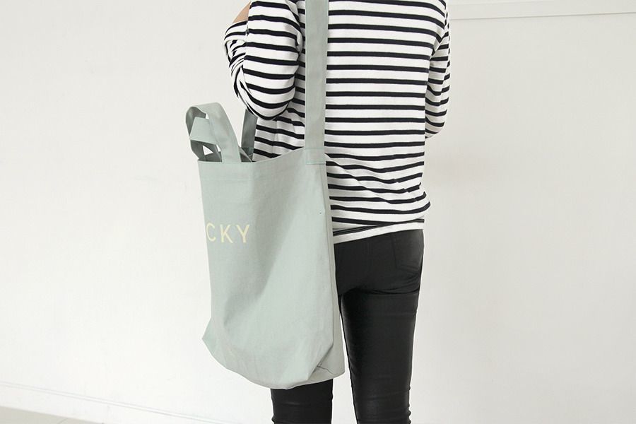 MochiThings: Lucky Pocket Shoulder Bag