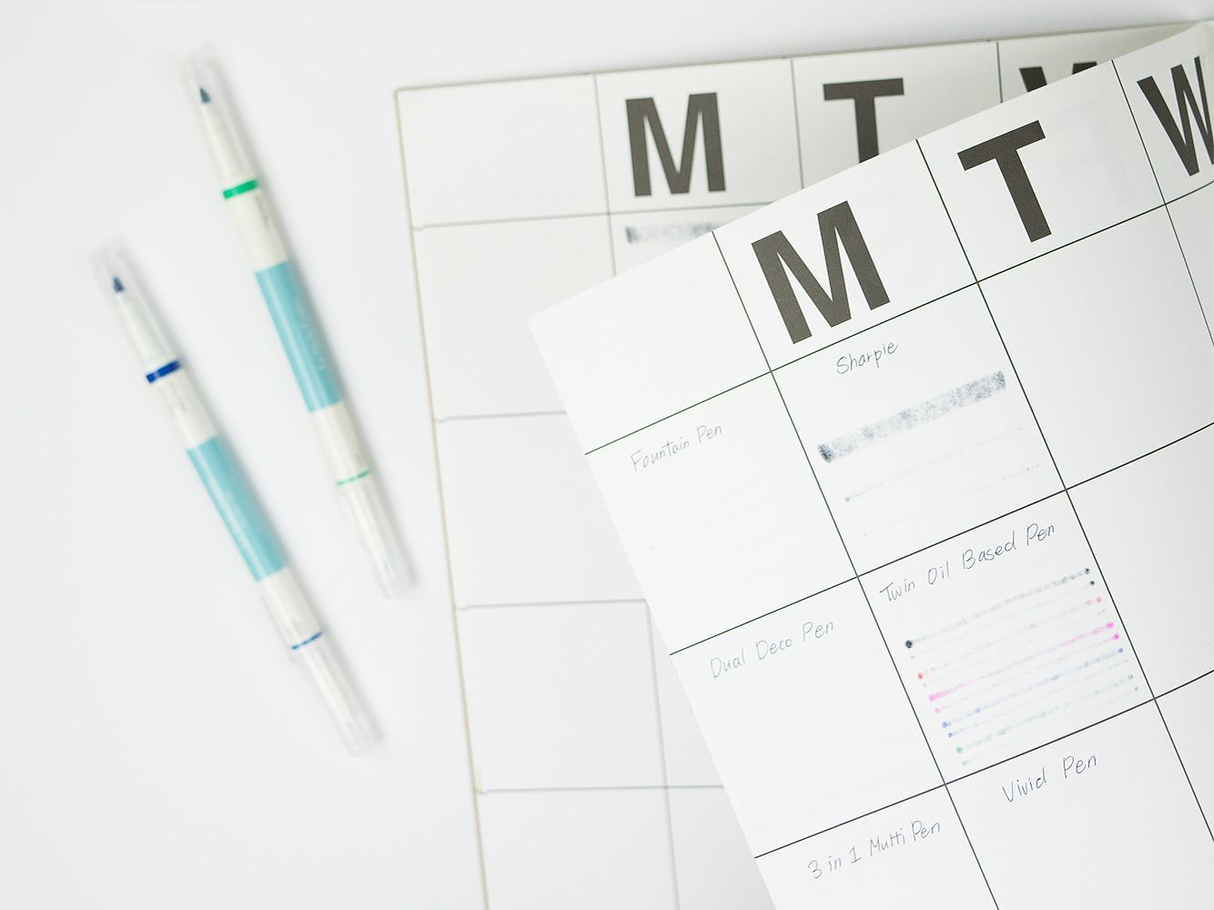 MochiThings: Gray Large Monthly Planner